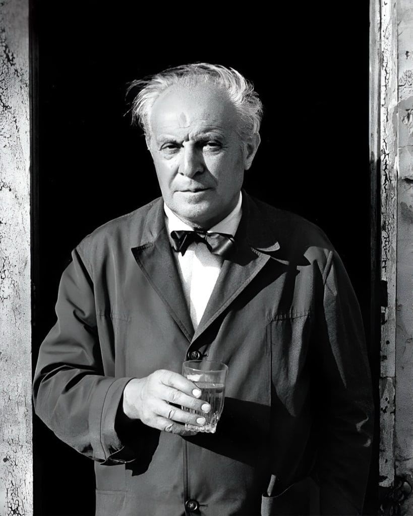 Gio Ponti - Iconic Italian Modernist Furniture Designer