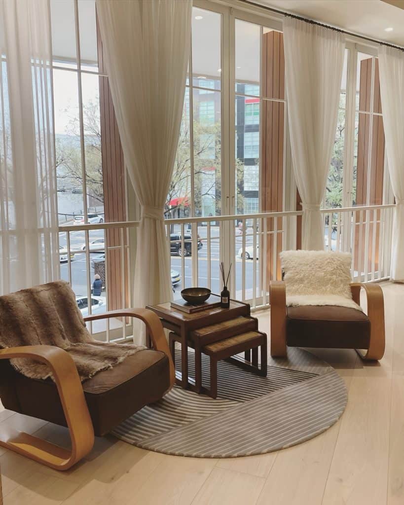 Alvar Aalto: Iconic Furniture Design And Architecture